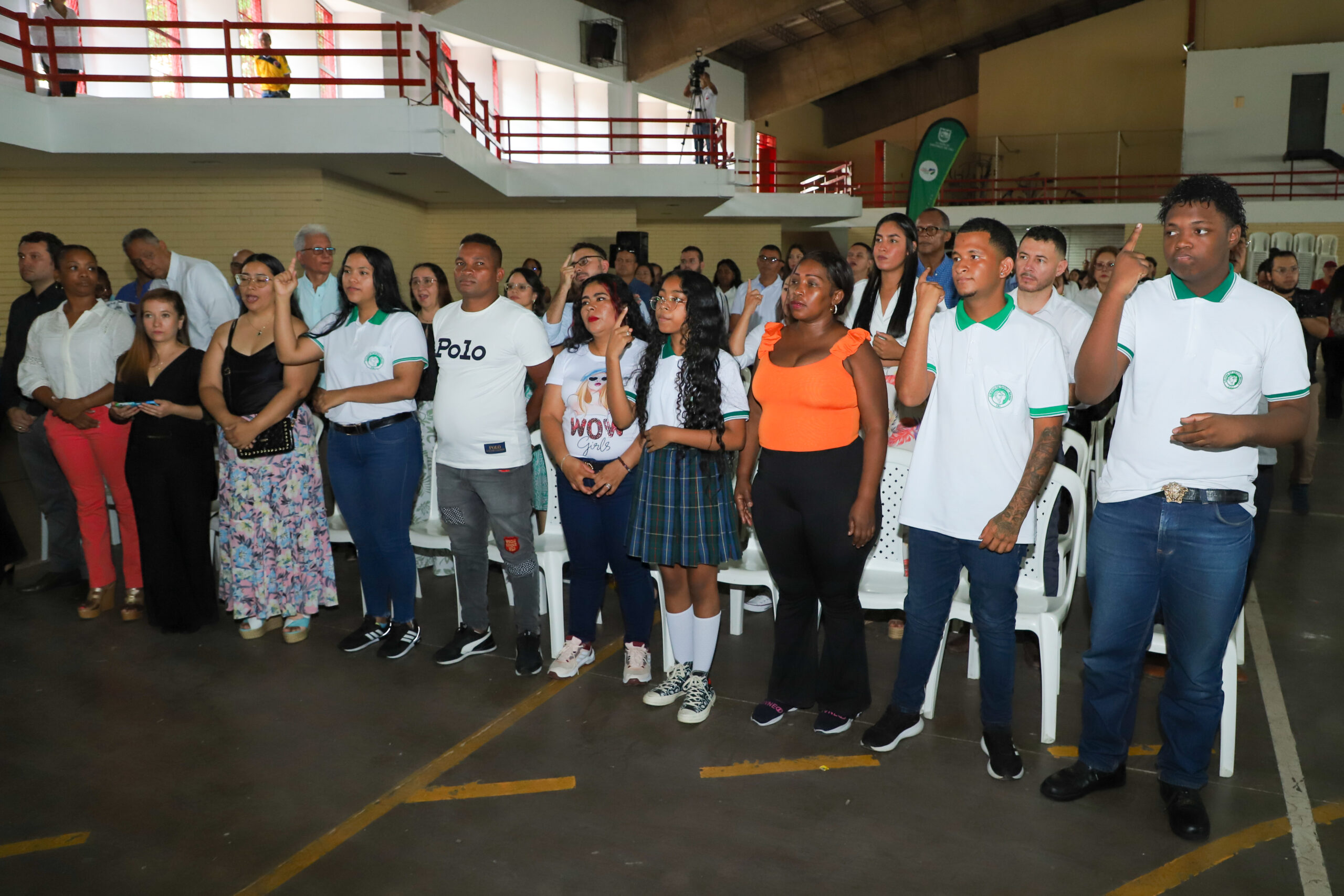 La Institución Educativa Santa Librada de Cali celebró feliz sus 200 años